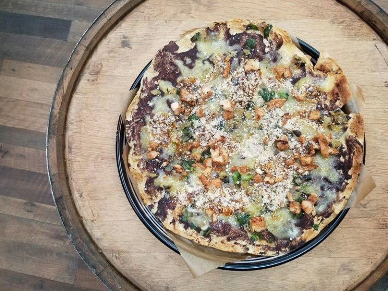 The 10 Best Places in the Country to Devour a Proper Tlayuda | BELatina