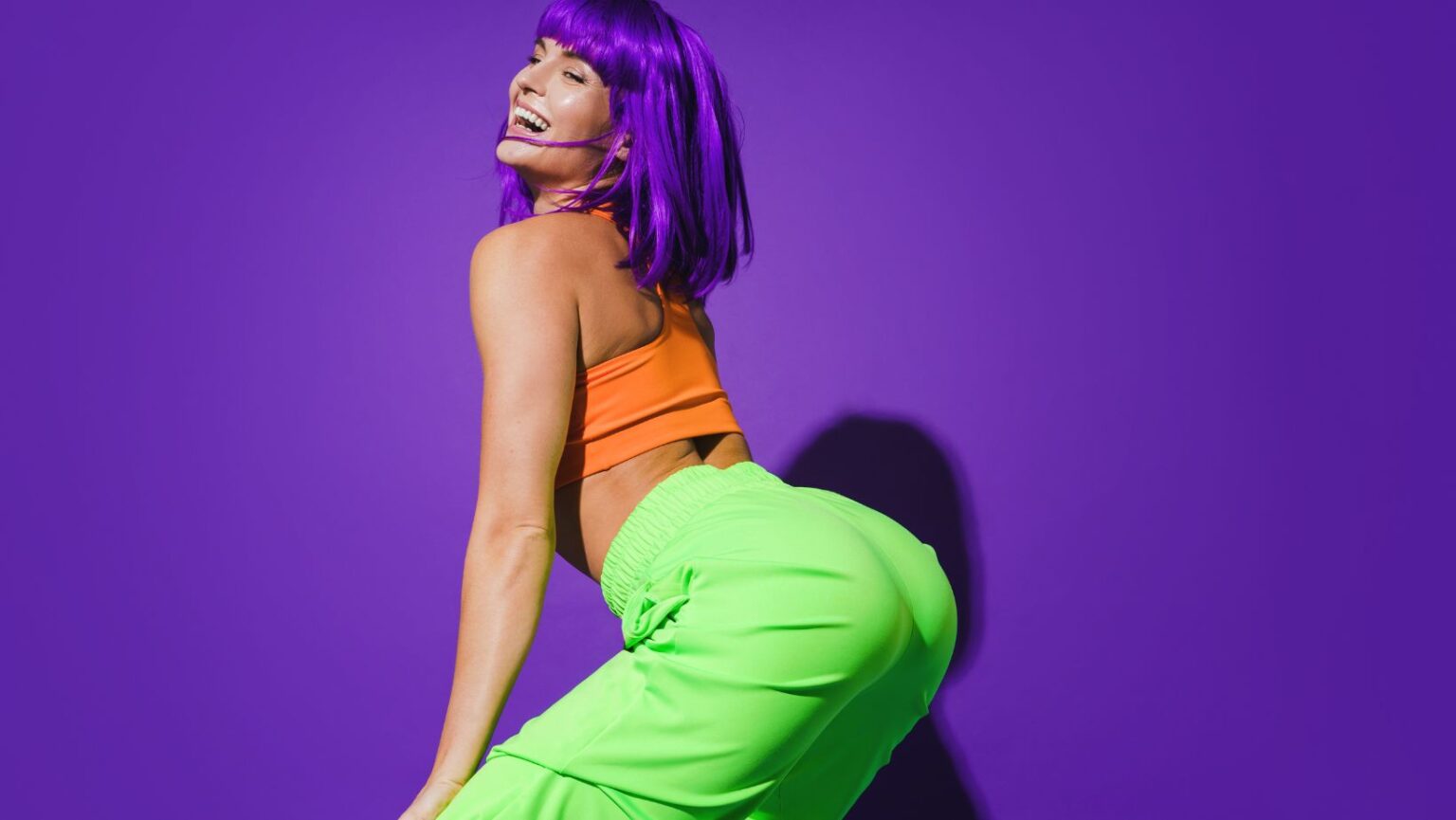 Vamos a 'Perrear' Hasta Abajo: 'Perreo’ Has Been Officially Added to the RAE Dictionary | BELatina