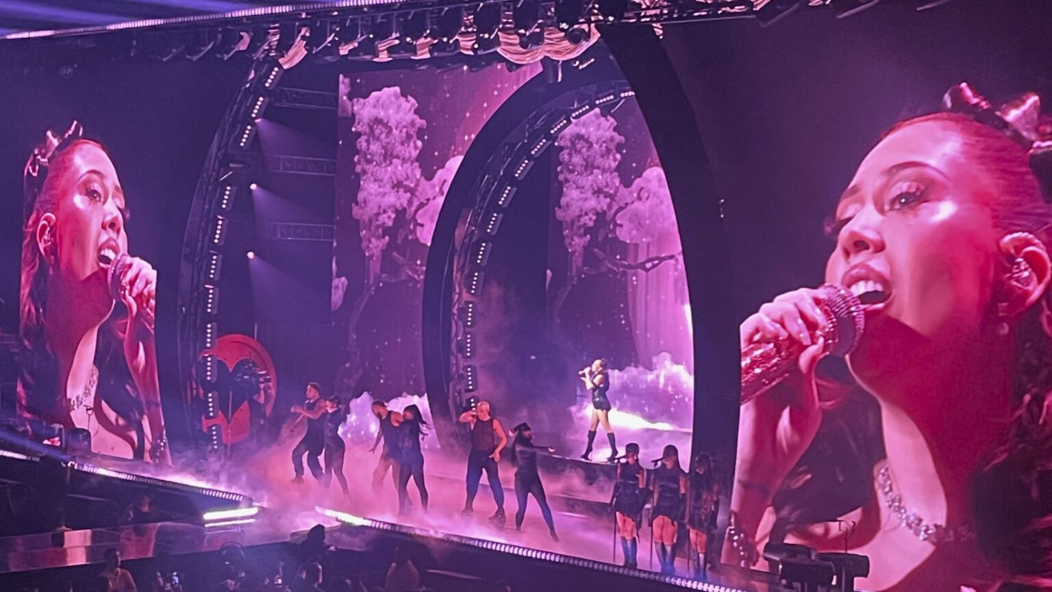 Kali Uchis Breaks Ties With D4vd As Police Investigate Death Of Celeste ...